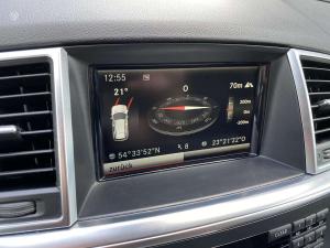 Grey Mercedes-Benz ML 350 2013 in Marijampole, with an engine capacity of 2.99 L and mileage of 260 thousand km for 14850 €, photo 41 on AUTOMOTO.COM.LV
