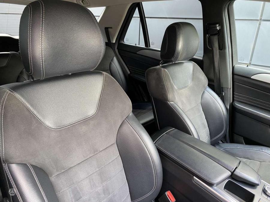 Grey Mercedes-Benz ML 350 2013 in Marijampole, with an engine capacity of 2.99 L and mileage of 260 thousand km for 14850 €, photo 48 on AUTOMOTO.COM.LV