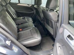 Grey Mercedes-Benz ML 350 2013 in Marijampole, with an engine capacity of 2.99 L and mileage of 260 thousand km for 14850 €, photo 50 on AUTOMOTO.COM.LV