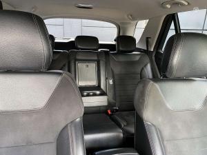 Grey Mercedes-Benz ML 350 2013 in Marijampole, with an engine capacity of 2.99 L and mileage of 260 thousand km for 14850 €, photo 53 on AUTOMOTO.COM.LV
