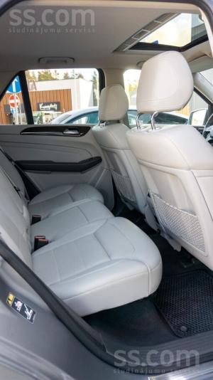 Grey Mercedes-Benz ML 350 2013 in Riga, with an engine capacity of 3.00 L and mileage of 299 thousand km for 12490 €, photo 32 on AUTOMOTO.COM.LV
