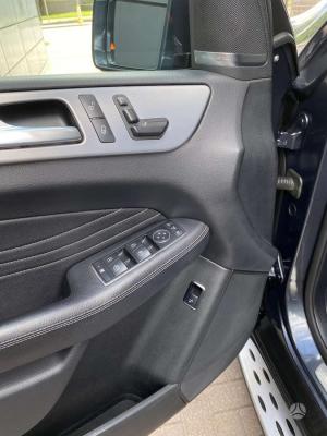 Pelēks Mercedes-Benz ML 350 2013 Marijampole, ar dzinēja tilpumu 2.99 L un nobraukumu 260 tūkst. km par 14999 €, foto 25 vietnē AUTOMOTO.COM.LV