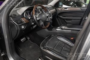 Pelēks Mercedes-Benz ML 350 2013 Rīga, ar dzinēja tilpumu 3.00 L un nobraukumu 311 tūkst. km par 16000 €, foto 10 vietnē AUTOMOTO.COM.LV