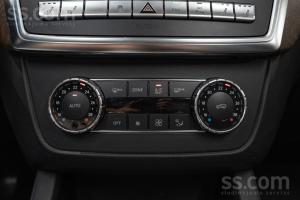 Pelēks Mercedes-Benz ML 350 2013 Rīga, ar dzinēja tilpumu 3.00 L un nobraukumu 311 tūkst. km par 16000 €, foto 26 vietnē AUTOMOTO.COM.LV