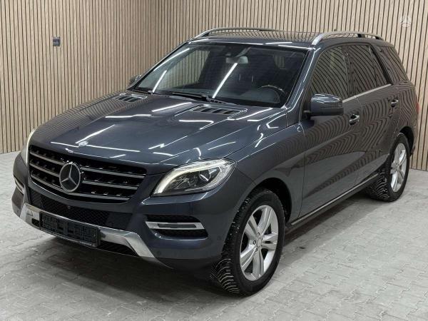 Grey Mercedes-Benz ML 350 2014 in Marijampole, with an engine capacity of 2.99 L and mileage of 291 thousand km for 16500 €, photo 10 on AUTOMOTO.COM.LV