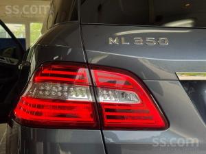 Pelēks Mercedes-Benz ML 350 2014 Rīga, ar dzinēja tilpumu 3.00 L un nobraukumu 289 tūkst. km par 13590 €, foto 15 vietnē AUTOMOTO.COM.LV