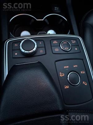Pelēks Mercedes-Benz ML 350 2014 Rīga, ar dzinēja tilpumu 3.00 L un nobraukumu 289 tūkst. km par 13590 €, foto 24 vietnē AUTOMOTO.COM.LV