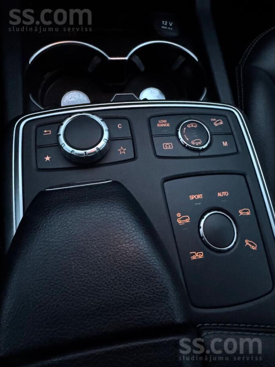 Pelēks Mercedes-Benz ML 350 2014 Rīga, ar dzinēja tilpumu 3.00 L un nobraukumu 289 tūkst. km par 13590 €, foto 24 vietnē AUTOMOTO.COM.LV