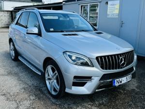 Pelēks Mercedes-Benz ML 350 2014 Rīga, ar dzinēja tilpumu 3.00 L un nobraukumu 208 tūkst. km par 17500 €, foto  vietnē AUTOMOTO.COM.LV
