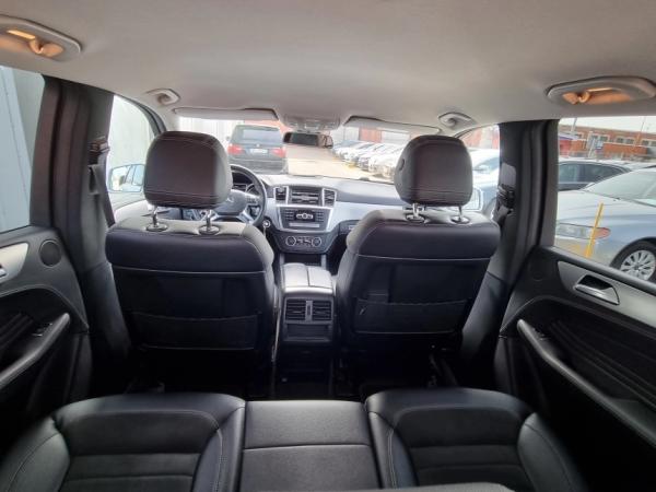 Pelēks Mercedes-Benz ML 350 2014 Rīga, ar dzinēja tilpumu 3.00 L un nobraukumu 208 tūkst. km par 17500 €, foto 7 vietnē AUTOMOTO.COM.LV
