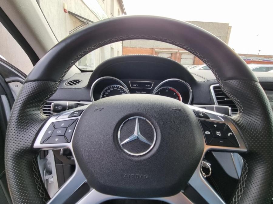 Pelēks Mercedes-Benz ML 350 2014 Rīga, ar dzinēja tilpumu 3.00 L un nobraukumu 208 tūkst. km par 17500 €, foto 19 vietnē AUTOMOTO.COM.LV