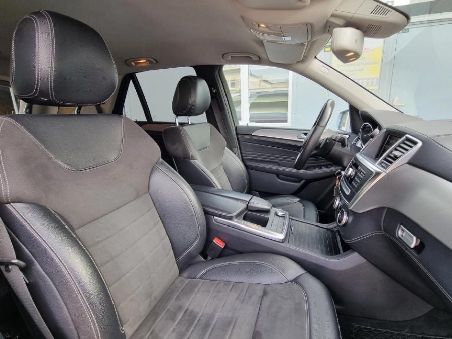 Pelēks Mercedes-Benz ML 350 2014 Rīga, ar dzinēja tilpumu 3.00 L un nobraukumu 208 tūkst. km par 17500 €, foto 22 vietnē AUTOMOTO.COM.LV
