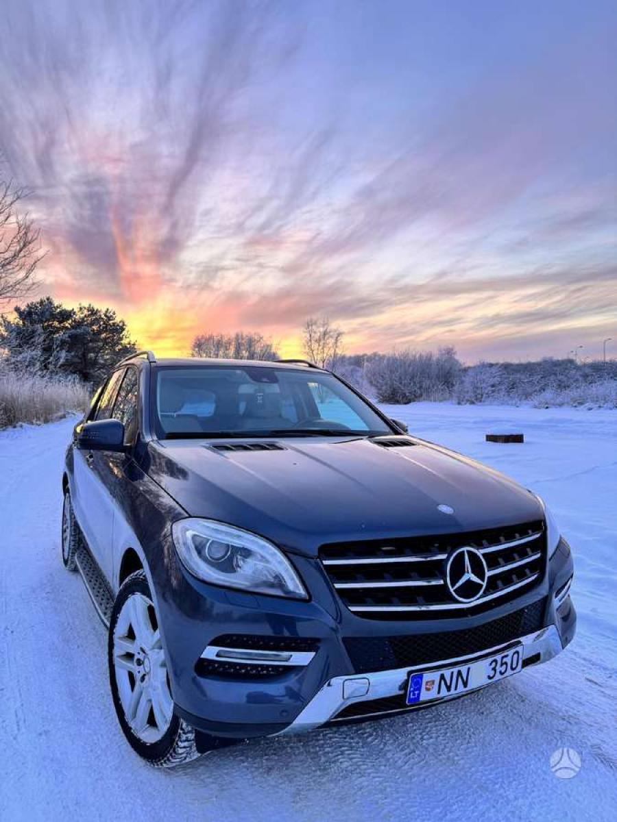 Pelēks Mercedes-Benz ML 350 2015 Klaipėda, ar dzinēja tilpumu 3.00 L un nobraukumu 291 tūkst. km par 15500 €, foto 1 vietnē AUTOMOTO.COM.LV