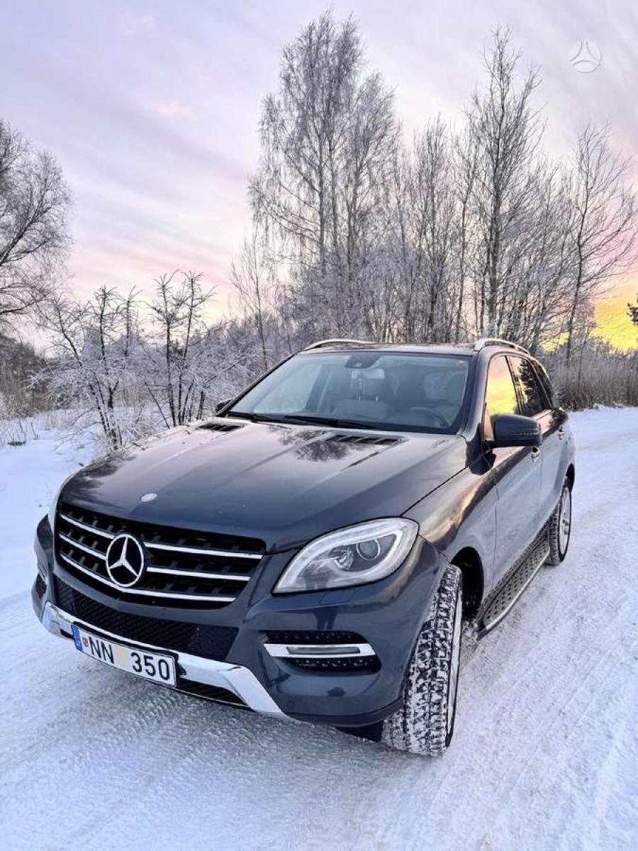 Pelēks Mercedes-Benz ML 350 2015 Klaipėda, ar dzinēja tilpumu 3.00 L un nobraukumu 291 tūkst. km par 15500 €, foto 2 vietnē AUTOMOTO.COM.LV