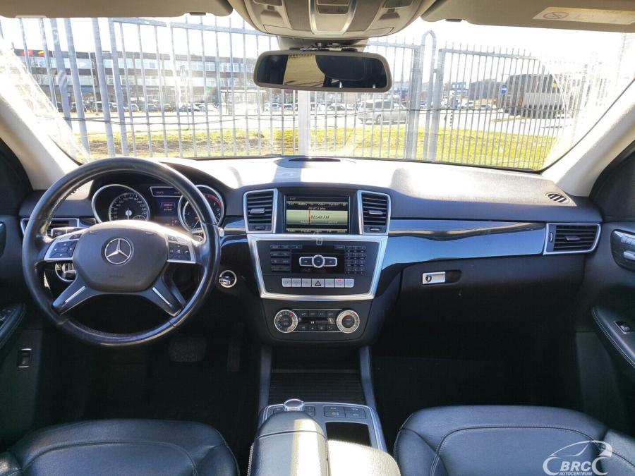 Pelēks Mercedes-Benz ML 350 2015 Avižieniai, ar dzinēja tilpumu 3.00 L un nobraukumu 507 tūkst. km par 13900 €, foto 5 vietnē AUTOMOTO.COM.LV