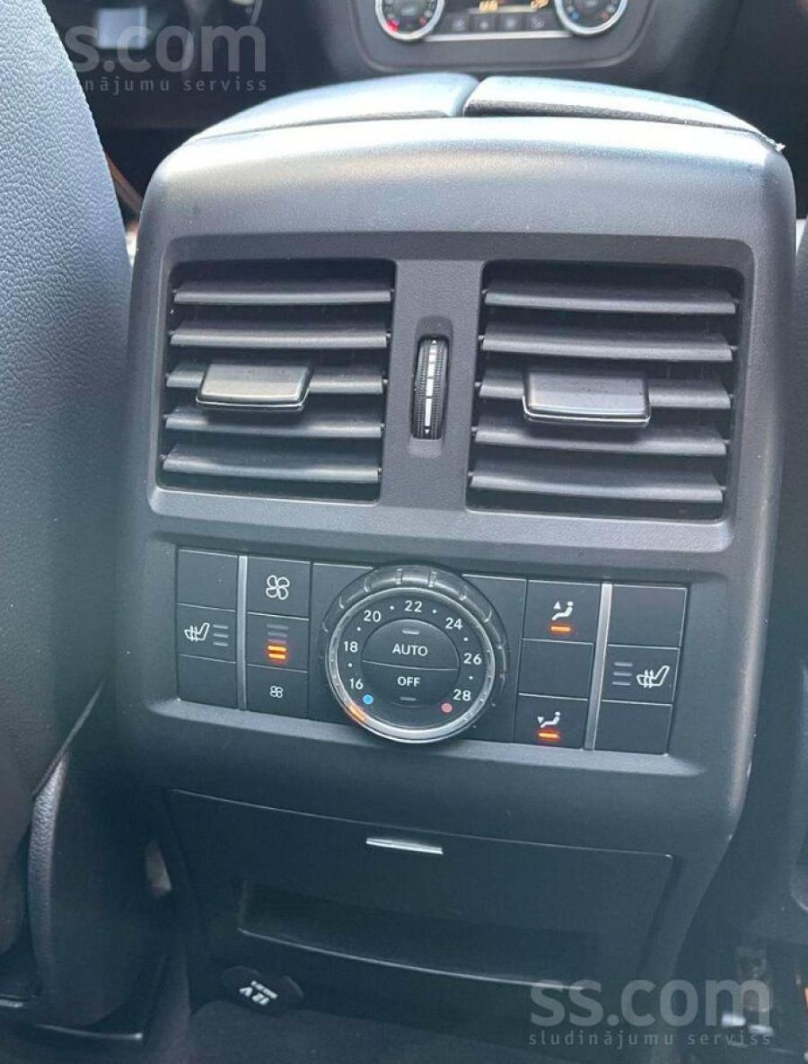 Pelēks Mercedes-Benz ML 350 2015 Rīga, ar dzinēja tilpumu 3.00 L un nobraukumu 330 tūkst. km par 15500 €, foto 10 vietnē AUTOMOTO.COM.LV