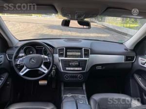 Pelēks Mercedes-Benz ML 350 2015 Rīga, ar dzinēja tilpumu 3.00 L un nobraukumu 330 tūkst. km par 15500 €, foto 16 vietnē AUTOMOTO.COM.LV