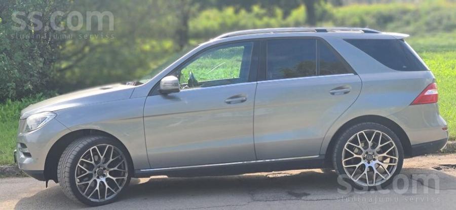 Pelēks Mercedes-Benz ML 350 2015 Rīga, ar dzinēja tilpumu 3.00 L un nobraukumu 330 tūkst. km par 15500 €, foto 25 vietnē AUTOMOTO.COM.LV