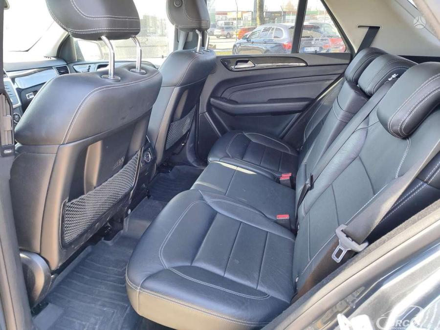 Pelēks Mercedes-Benz ML 350 2015 Klaipėda, ar dzinēja tilpumu 2.99 L un nobraukumu 507 tūkst. km par 7900 €, foto 19 vietnē AUTOMOTO.COM.LV