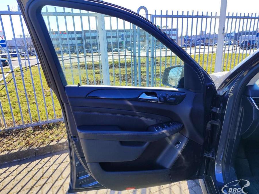 Pelēks Mercedes-Benz ML 350 2015 Klaipėda, ar dzinēja tilpumu 2.99 L un nobraukumu 507 tūkst. km par 7900 €, foto 22 vietnē AUTOMOTO.COM.LV