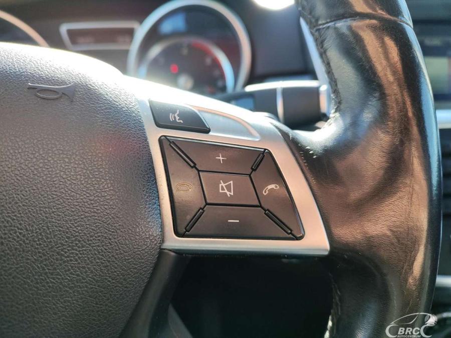 Pelēks Mercedes-Benz ML 350 2015 Klaipėda, ar dzinēja tilpumu 2.99 L un nobraukumu 507 tūkst. km par 7900 €, foto 30 vietnē AUTOMOTO.COM.LV