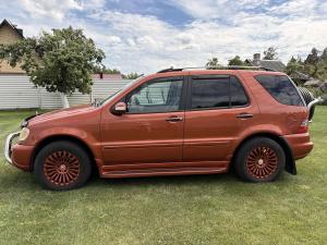 Oranžs Mercedes-Benz ML 350 2006 Kazlų Rūda, ar dzinēja tilpumu 3.72 L un nobraukumu 281 tūkst. km par 3400 €, foto 6 vietnē AUTOMOTO.COM.LV