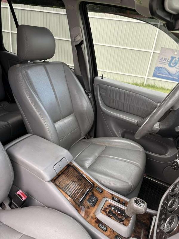 Oranžs Mercedes-Benz ML 350 2006 Kazlų Rūda, ar dzinēja tilpumu 3.72 L un nobraukumu 281 tūkst. km par 3400 €, foto 10 vietnē AUTOMOTO.COM.LV