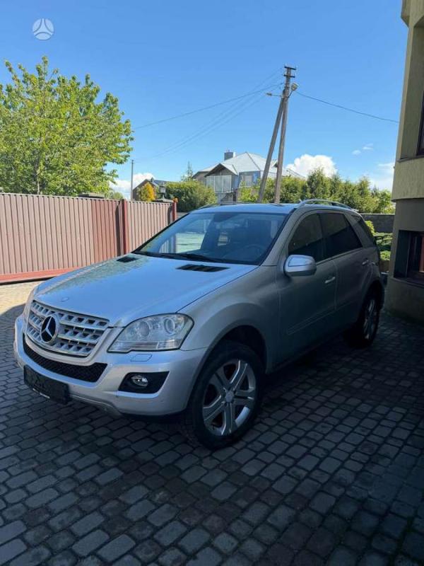 Mercedes-Benz ML 350 2009 Kauņa, ar dzinēja tilpumu 2.99 L un nobraukumu 283 tūkst. km par 7250 €, foto 5 vietnē AUTOMOTO.COM.LV