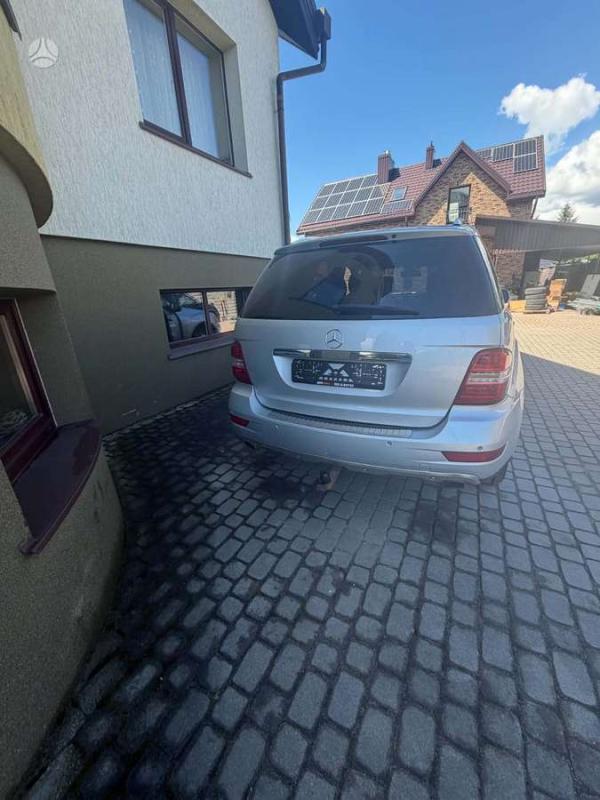 Mercedes-Benz ML 350 2009 Kauņa, ar dzinēja tilpumu 2.99 L un nobraukumu 283 tūkst. km par 7250 €, foto 7 vietnē AUTOMOTO.COM.LV