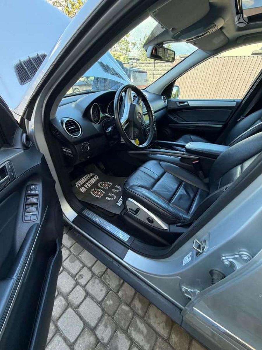 Mercedes-Benz ML 350 2009 Kauņa, ar dzinēja tilpumu 2.99 L un nobraukumu 283 tūkst. km par 7250 €, foto 13 vietnē AUTOMOTO.COM.LV
