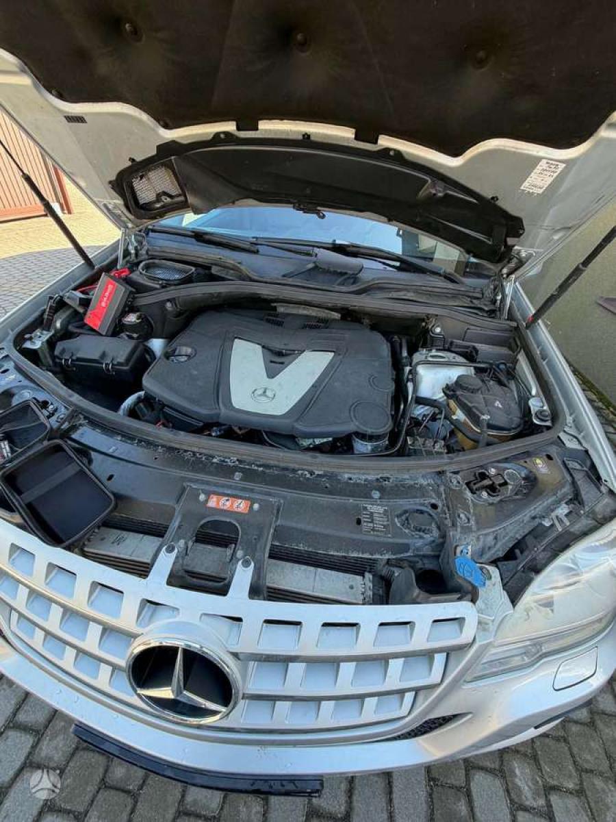 Mercedes-Benz ML 350 2009 Kauņa, ar dzinēja tilpumu 2.99 L un nobraukumu 283 tūkst. km par 7250 €, foto 15 vietnē AUTOMOTO.COM.LV