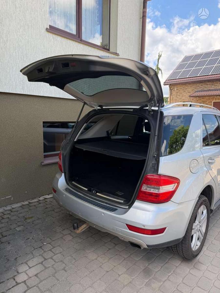 Mercedes-Benz ML 350 2009 Kauņa, ar dzinēja tilpumu 2.99 L un nobraukumu 283 tūkst. km par 7250 €, foto 16 vietnē AUTOMOTO.COM.LV