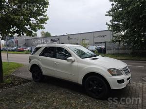White Mercedes-Benz ML 350 2006 in Riga, with an engine capacity of 3.50 L and mileage of 0 thousand km for 4000 €, photo  on AUTOMOTO.COM.LV