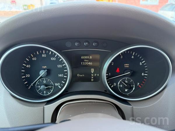 Balts Mercedes-Benz ML 350 2008 Rīga, ar dzinēja tilpumu 3.50 L un nobraukumu 213 tūkst. km par 7500 €, foto 8 vietnē AUTOMOTO.COM.LV