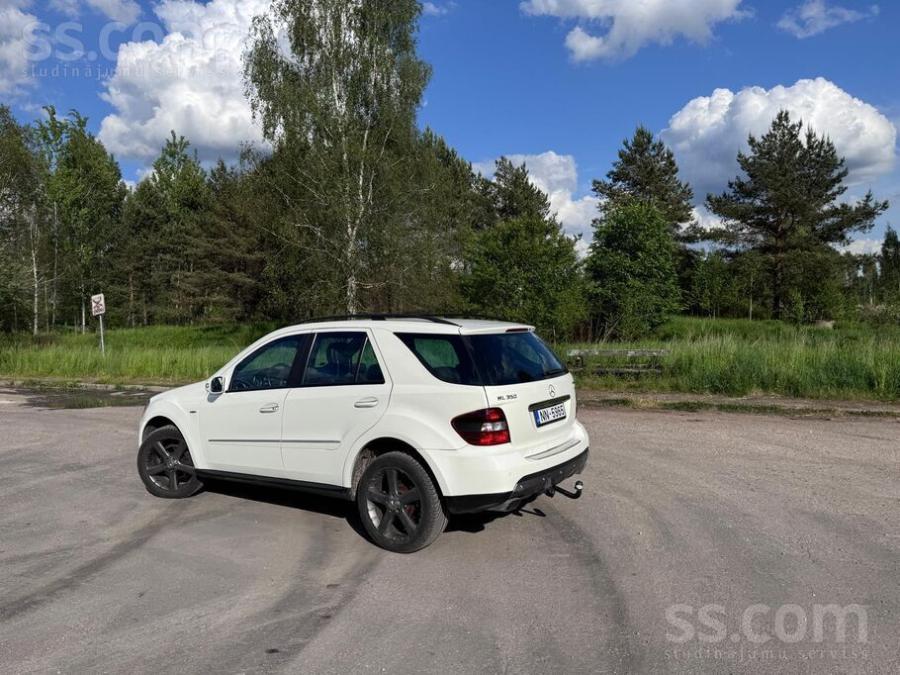 Balts Mercedes-Benz ML 350 2008 Jūrmala, ar dzinēja tilpumu 3.50 L un nobraukumu 140 tūkst. km par 6500 €, foto 5 vietnē AUTOMOTO.COM.LV