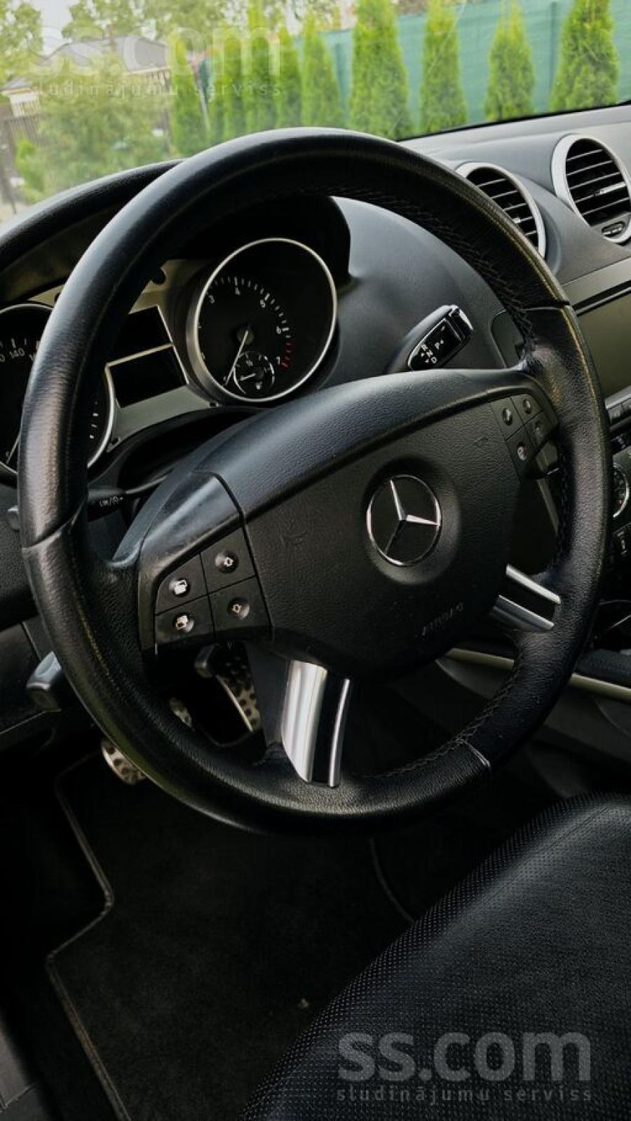 White Mercedes-Benz ML 350 2008 in Jurmala, with an engine capacity of 3.50 L and mileage of 140 thousand km for 7195 €, photo 16 on AUTOMOTO.COM.LV