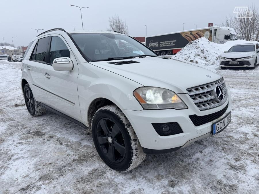 Balts Mercedes-Benz ML 350 2009 Viļņa, ar dzinēja tilpumu 3.50 L un nobraukumu 389 tūkst. km par 5999 €, foto 6 vietnē AUTOMOTO.COM.LV