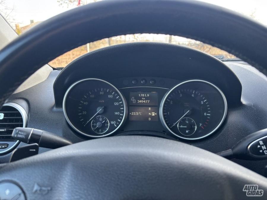 Balts Mercedes-Benz ML 350 2009 Klaipėda, ar dzinēja tilpumu 3.50 L un nobraukumu 350 tūkst. km par 2700 €, foto 3 vietnē AUTOMOTO.COM.LV