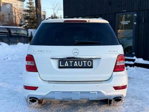 White Mercedes-Benz ML 350 2010 in Riga, with an engine capacity of 0.00 L and mileage of 261 thousand km for 8995 €, photo 7 on AUTOMOTO.COM.LV