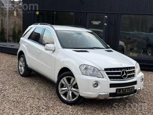 Balts Mercedes-Benz ML 350 2010 Rīga, ar dzinēja tilpumu 3.00 L un nobraukumu 262 tūkst. km par 7995 €, foto  vietnē AUTOMOTO.COM.LV