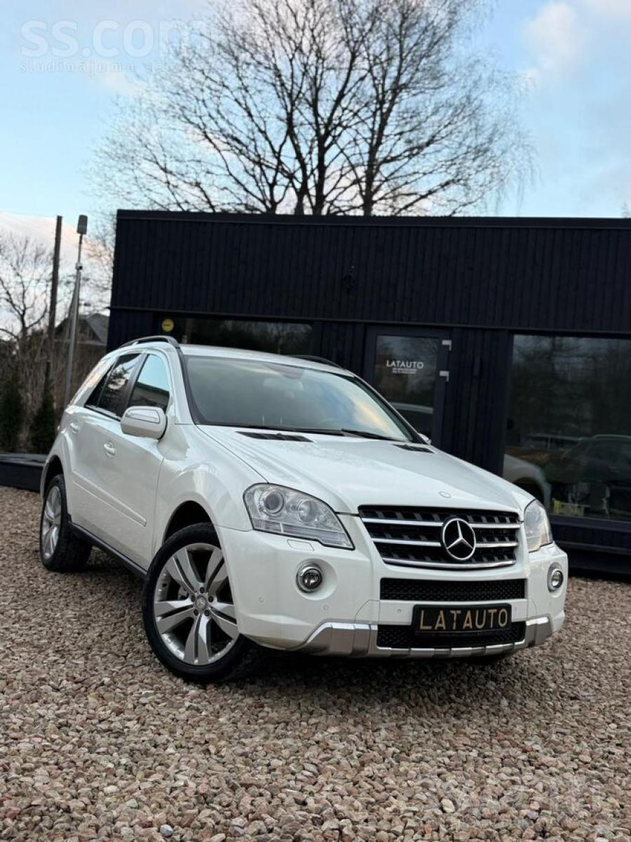 Balts Mercedes-Benz ML 350 2010 Rīga, ar dzinēja tilpumu 3.00 L un nobraukumu 262 tūkst. km par 7995 €, foto 3 vietnē AUTOMOTO.COM.LV
