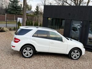 Balts Mercedes-Benz ML 350 2010 Rīga, ar dzinēja tilpumu 3.00 L un nobraukumu 262 tūkst. km par 7995 €, foto 5 vietnē AUTOMOTO.COM.LV