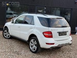 Balts Mercedes-Benz ML 350 2010 Rīga, ar dzinēja tilpumu 3.00 L un nobraukumu 262 tūkst. km par 7995 €, foto 8 vietnē AUTOMOTO.COM.LV