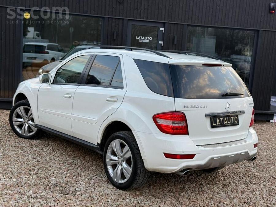Balts Mercedes-Benz ML 350 2010 Rīga, ar dzinēja tilpumu 3.00 L un nobraukumu 262 tūkst. km par 7995 €, foto 8 vietnē AUTOMOTO.COM.LV