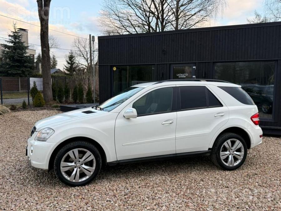 Balts Mercedes-Benz ML 350 2010 Rīga, ar dzinēja tilpumu 3.00 L un nobraukumu 262 tūkst. km par 7995 €, foto 11 vietnē AUTOMOTO.COM.LV