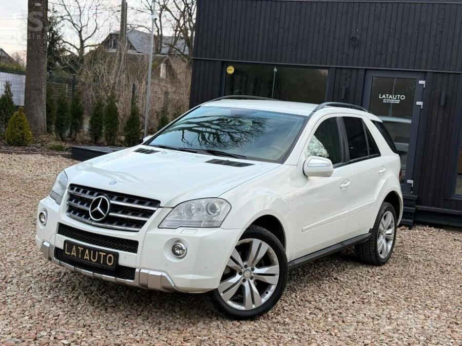 Balts Mercedes-Benz ML 350 2010 Rīga, ar dzinēja tilpumu 3.00 L un nobraukumu 262 tūkst. km par 7995 €, foto 12 vietnē AUTOMOTO.COM.LV