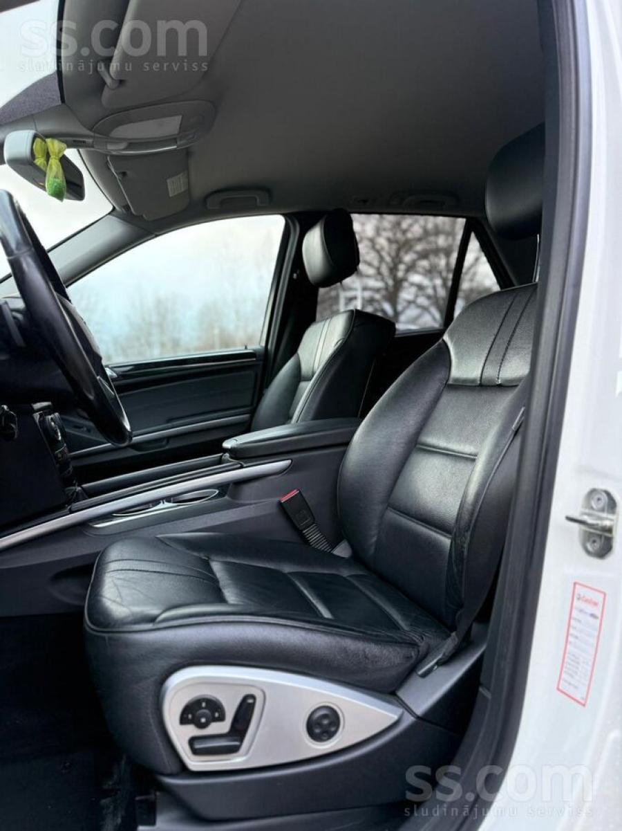 Balts Mercedes-Benz ML 350 2010 Rīga, ar dzinēja tilpumu 3.00 L un nobraukumu 262 tūkst. km par 7995 €, foto 16 vietnē AUTOMOTO.COM.LV