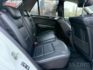 Balts Mercedes-Benz ML 350 2010 Rīga, ar dzinēja tilpumu 3.00 L un nobraukumu 262 tūkst. km par 7995 €, foto 21 vietnē AUTOMOTO.COM.LV