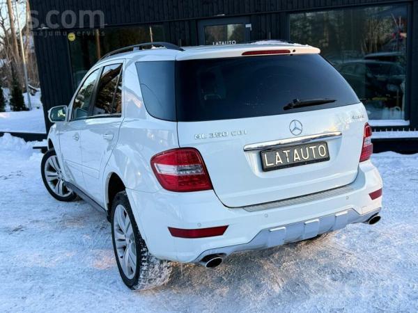 Balts Mercedes-Benz ML 350 2010 Rīga, ar dzinēja tilpumu 3.00 L un nobraukumu 262 tūkst. km par 8995 €, foto 8 vietnē AUTOMOTO.COM.LV