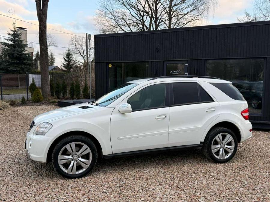 Balts Mercedes-Benz ML 350 2010 Rīga, ar dzinēja tilpumu 0.00 L un nobraukumu 262 tūkst. km par 7750 €, foto 12 vietnē AUTOMOTO.COM.LV